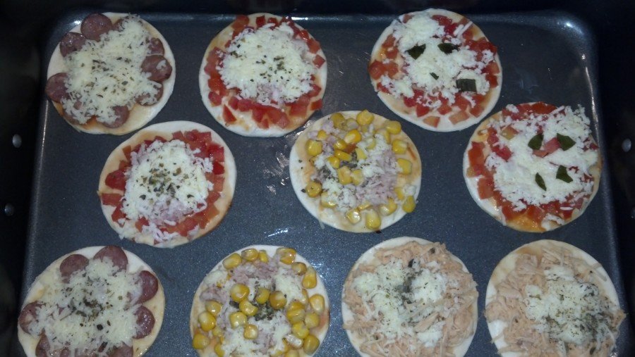 Mini Pizzas Congeladas da Petra! - Receita de ViagemReceita de Viagem