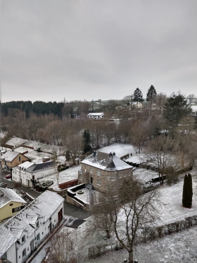 Castelos da Bélgica: ruínas do castelo Burg-Reuland | Receita de Viagem