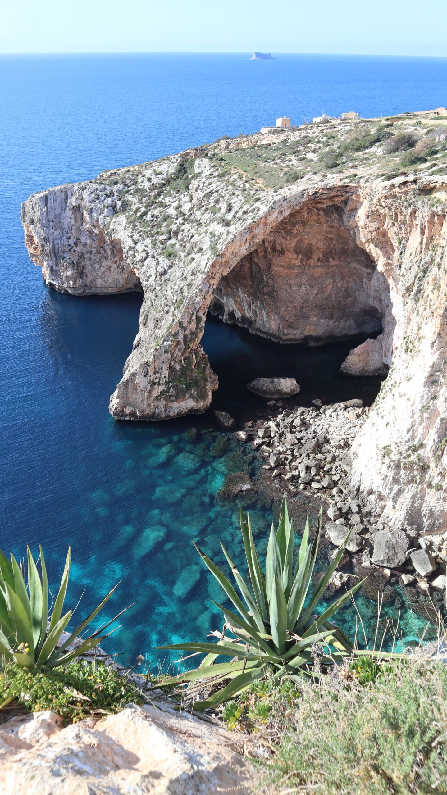 Blue Grotto, The Red Tower e Dingli Cliffs em Malta - Receita de Viagem
